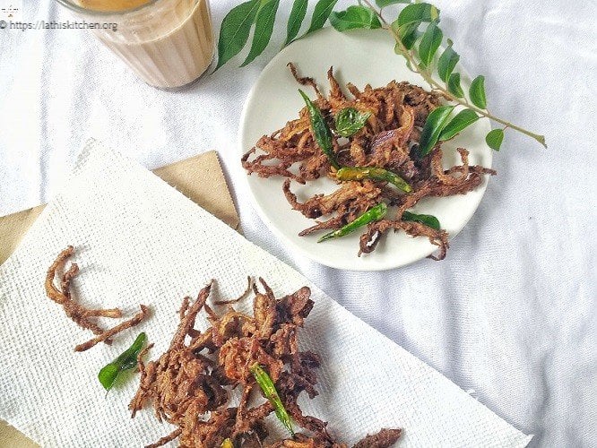 Ragi Pakoda / Finger Millet fritters - Lathi's Kitchen