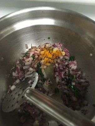 Zunka - An Authentic Maharashtra dish - Lathi's Kitchen