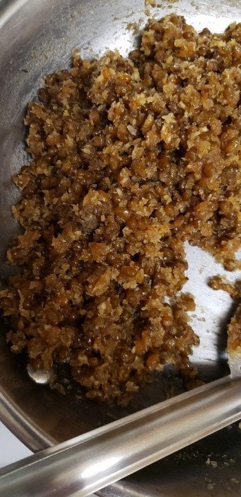 Sukhiyan/ Sugiyan - Vegan Mung bean fritters {sweet} - Lathi's Kitchen